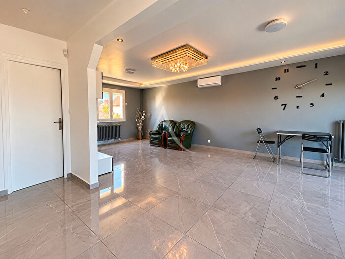 Maison 7 pièces à vendre à Lèves