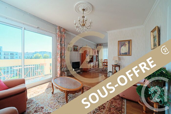 Appartement à vendre - Lyon e  - 3 pièces - 2 chambres