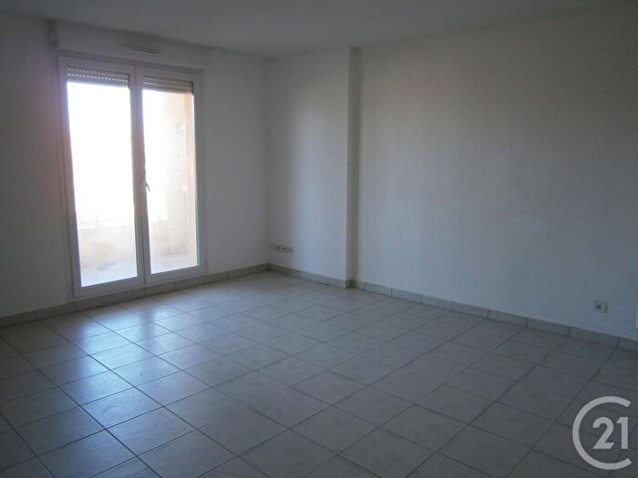 Appartement à louer - Carcassonne - 3 pièces - 2 chambres