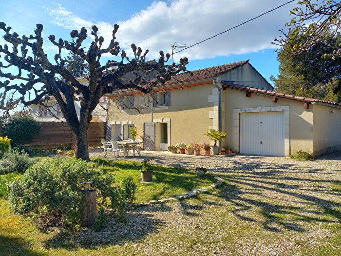 Maison à vendre - Sénas - 3 pièces - 2 chambres
