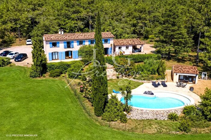 Maison à vendre - Tourrettes - 6 pièces - 5 chambres