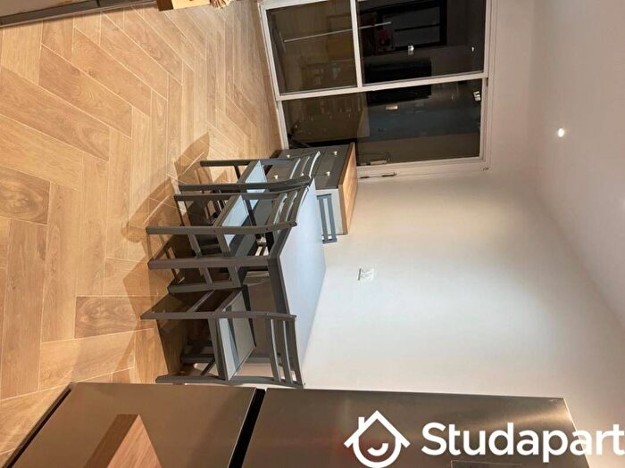 Appartement à louer - Clément, Villeurbanne - 1 pièce - 4 chambres