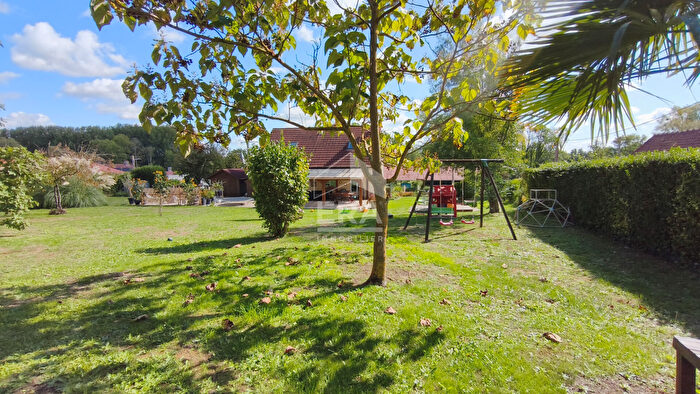 Maison 8 pièces à Nempont-Saint-Firmin, à vendre