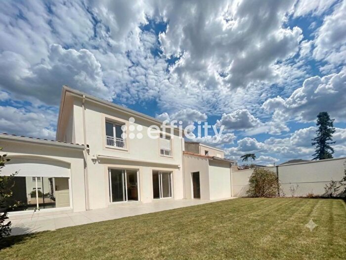 Mérignac, Bourranville - Maison 6 pièces à vendre