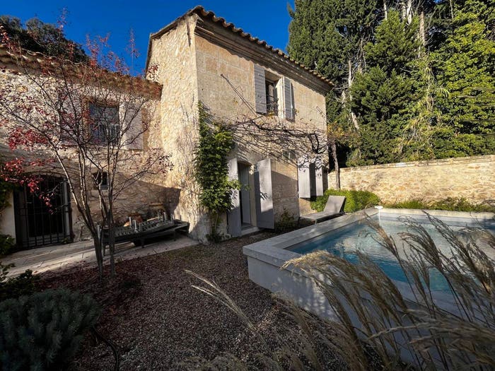 Maison 5 pièces à louer à Paradou
