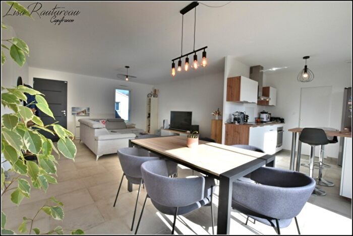 Maison à vendre - Vieillevigne - 4 pièces - 2 chambres