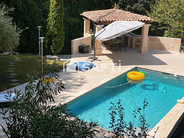 Maison à vendre - La Colle-sur-Loup - 5 pièces - 4 chambres