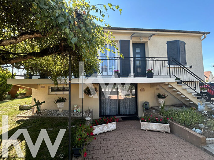 Maison à vendre - Orléans, Soleil Levant, Champ de Mars - 6 pièces - 3 chambres