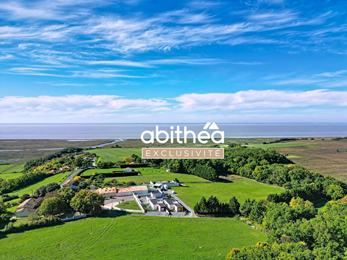 Maison à vendre - Mortagne-sur-Gironde - 4 pièces - 2 chambres