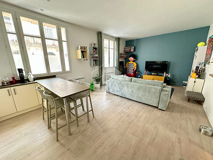 Appartement à vendre - Tours, Centre-ville - 2 pièces - 1 chambre