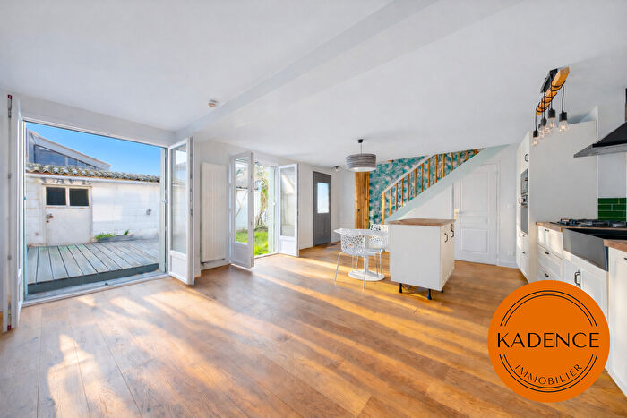 Maison à vendre - Quartiers Ouest, Moulin du Comte - 7 pièces - 5 chambres