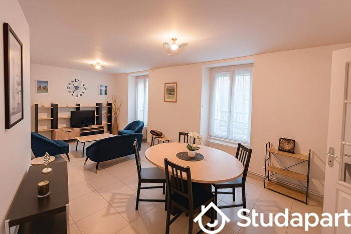 Appartement à louer - Port Ham-Village, Cergy - 1 pièce - 1 chambre