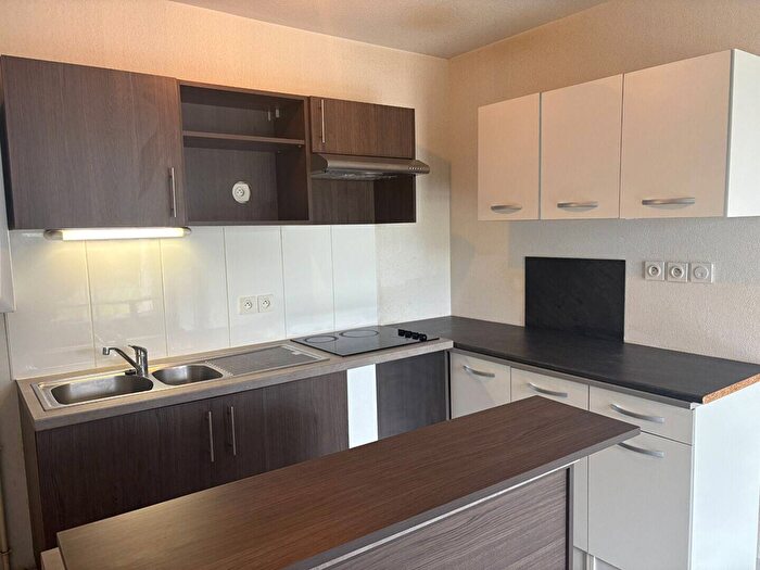 Appartement à louer - Nord Est, St Andre de Cubzac - 3 pièces - 2 chambres