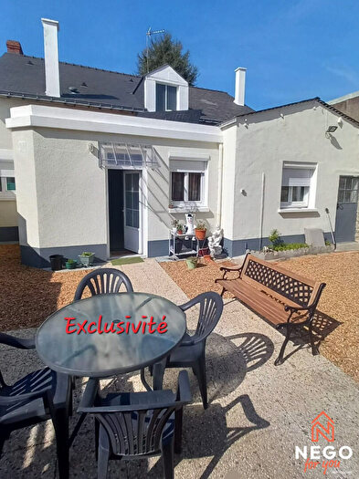 Maison à vendre - Châteauneuf-sur-Sarthe - 5 pièces - 3 chambres