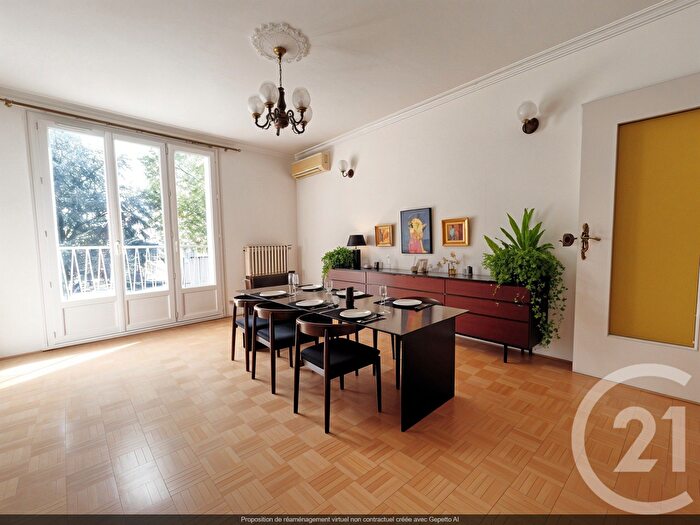 Appartement à vendre - Saint-Fons - 4 pièces - 3 chambres