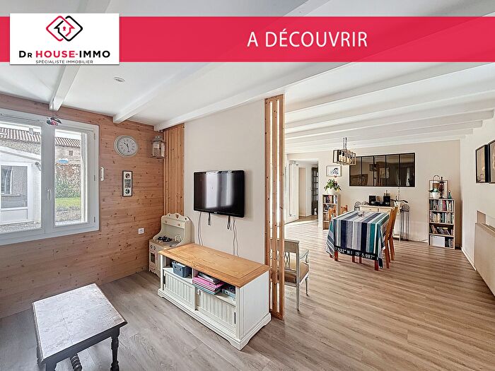 Maison à vendre - Mansle - 6 pièces - 4 chambres