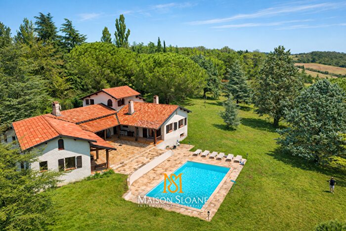 Maison à vendre - Lacroix-Falgarde - 10 pièces - 4 chambres