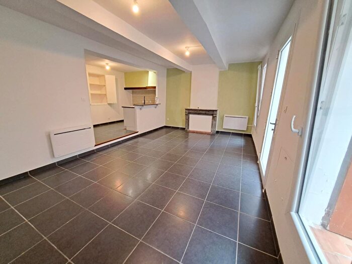 Maison à louer - Cers - 5 pièces - 4 chambres