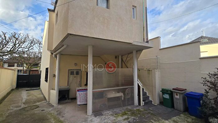 Appartement à vendre - Le Raincy, Plateau - 1 pièce