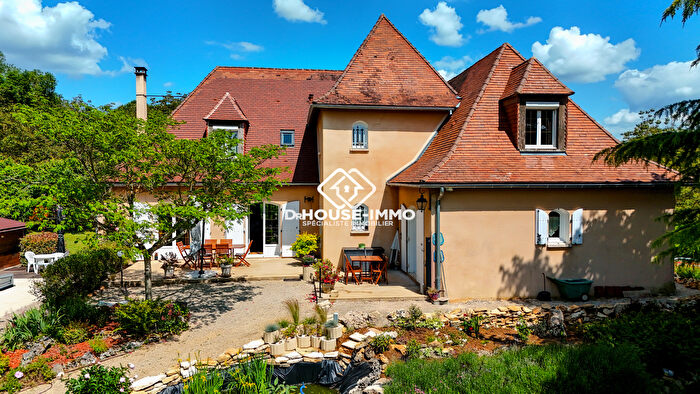 Maison à vendre - Négrondes - 7 pièces - 5 chambres