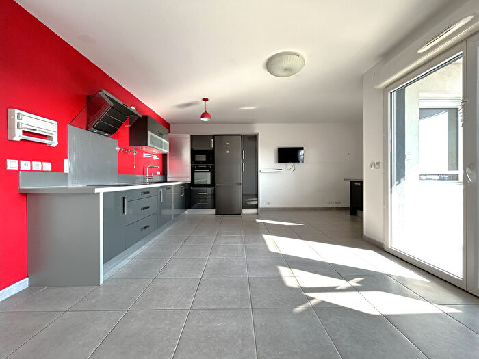 Appartement à vendre - Marseille e  - 4 pièces - 3 chambres