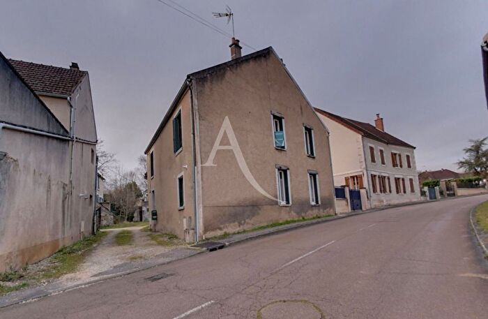 Maison à vendre - Mailly-la-Ville - 7 pièces - 5 chambres