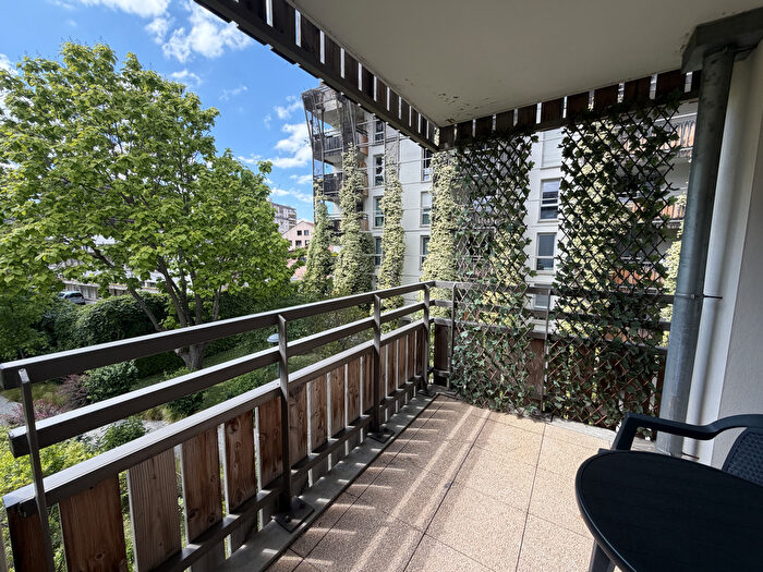 Appartement 3 pièces à Toulouse, Saint-Cyprien, à louer