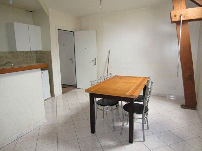Appartement à louer - Selles-sur-Cher - 2 pièces - 1 chambre