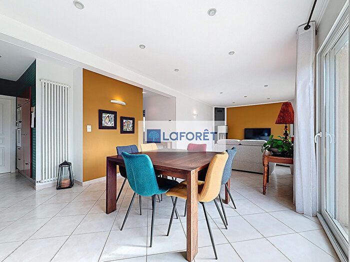 Maison à vendre - Guilers - 6 pièces - 5 chambres