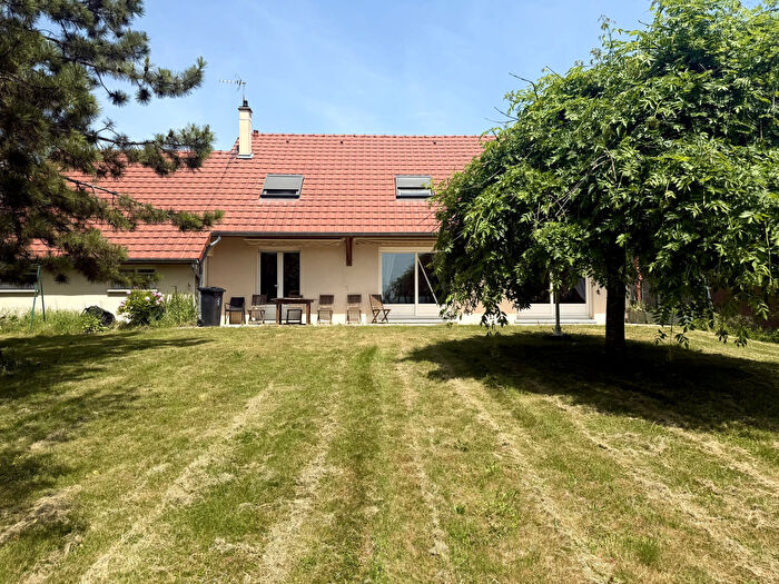Maison 7 pièces à vendre à Sommepy-Tahure