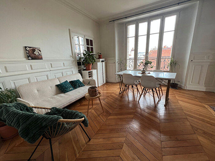 Appartement à vendre - Moulins, Centre-ville - 4 pièces - 3 chambres