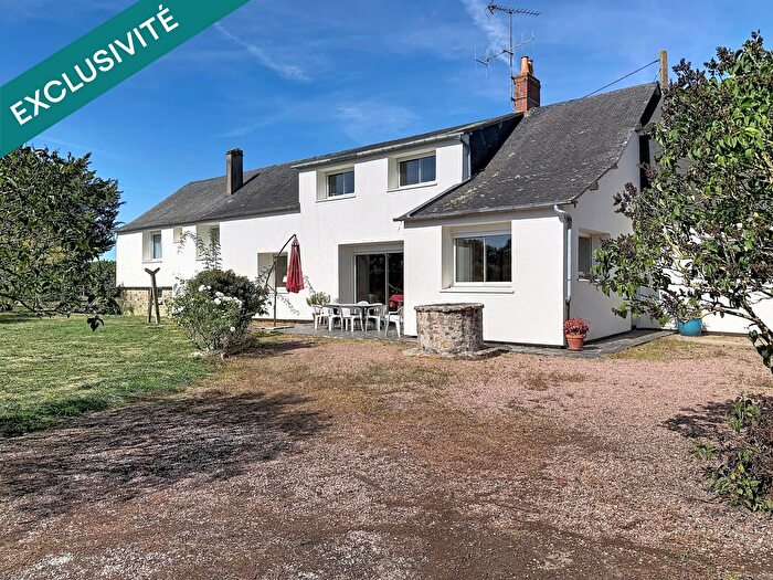 Évron - Maison 8 pièces à vendre