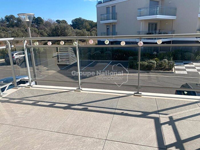 Les Aspres, Grasse : Appartement 2 pièces à louer
