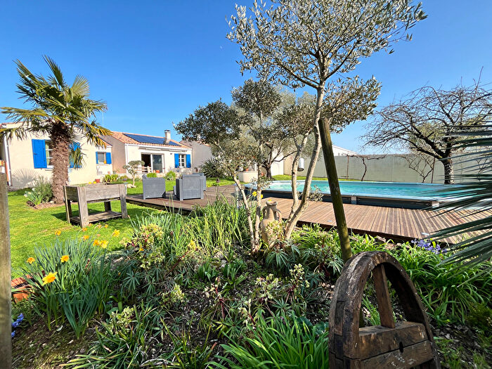 Maison à vendre - Sainte-Soulle - 6 pièces - 4 chambres