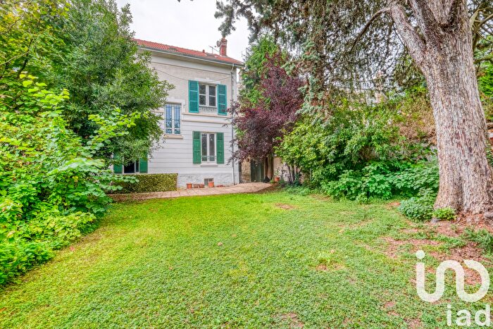 Maison à vendre - Meaux, Centre-ville, Cathédrale - 6 pièces - 5 chambres