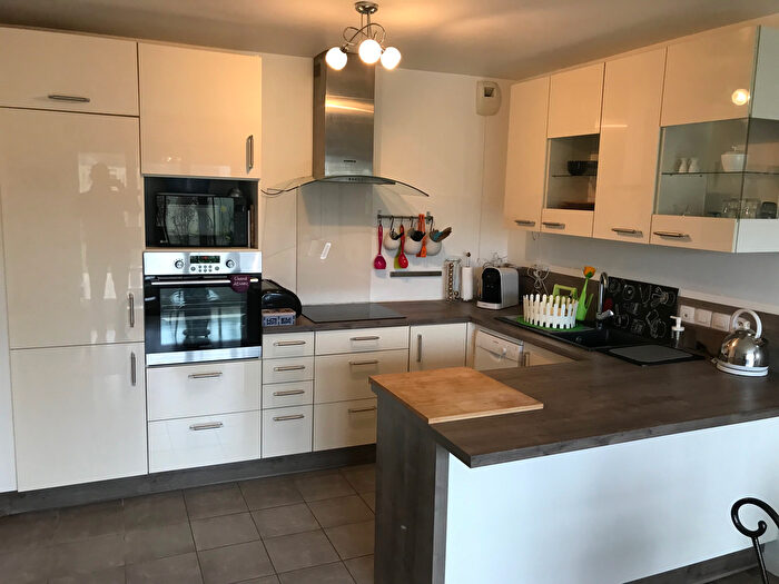 Appartement à louer - Saint-Denis, Péri, Langevin, Stalingrad, Politzer - 3 pièces - 2 chambres