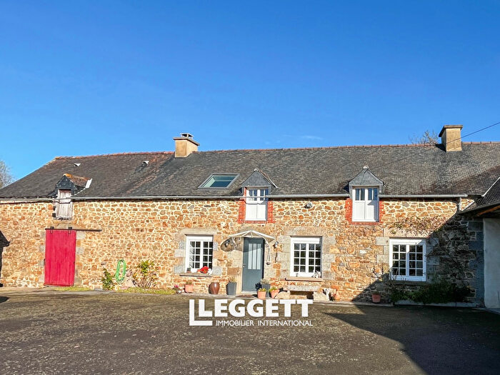 Maison à vendre - Combourg - 5 pièces - 3 chambres