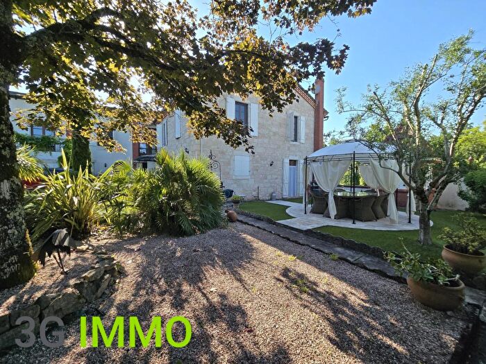 Maison 10 pièces à Castelnau-de-Montmiral, à vendre