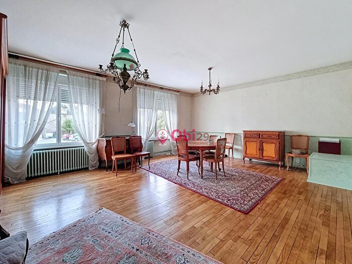 Maison à vendre - Châteauneuf-du-Faou - 6 pièces - 4 chambres