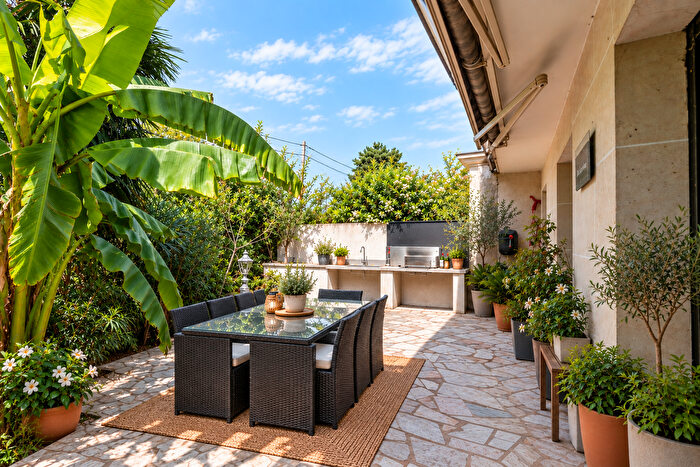 Noisy-le-Grand : Appartement 3 pièces à vendre