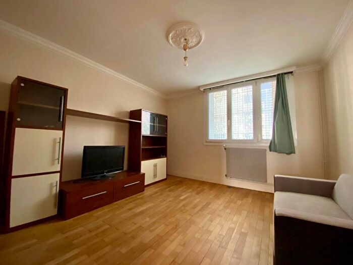 Appartement à louer - Sans Souci-Dauphiné, Lyon ème arrondissement - 2 pièces - 1 chambre