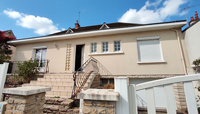 Maison à vendre - Châtellerault, Ozon - 5 pièces - 4 chambres