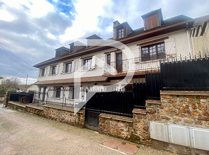 Maison à vendre - Égly - 10 pièces - 6 chambres