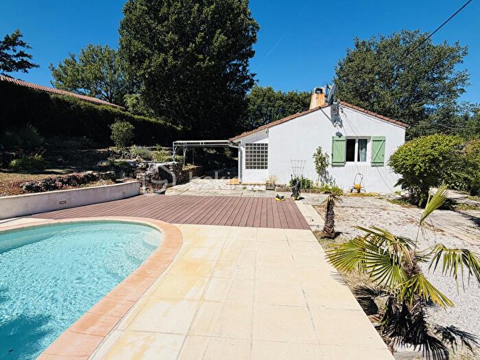 Maison 5 pièces à Garéoult, à vendre