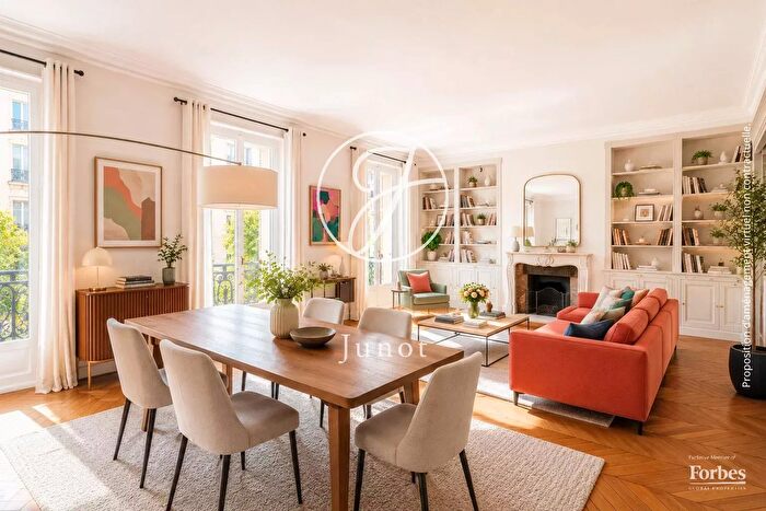 Appartement 6 pièces à Paris 8ème, Hoche Friedland, à vendre