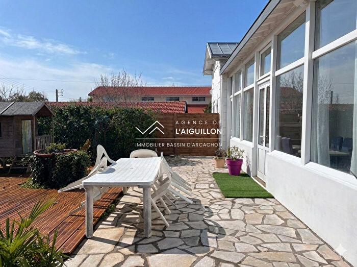 Appartement à louer - Arcachon, Aiguillon - 4 pièces - 2 chambres