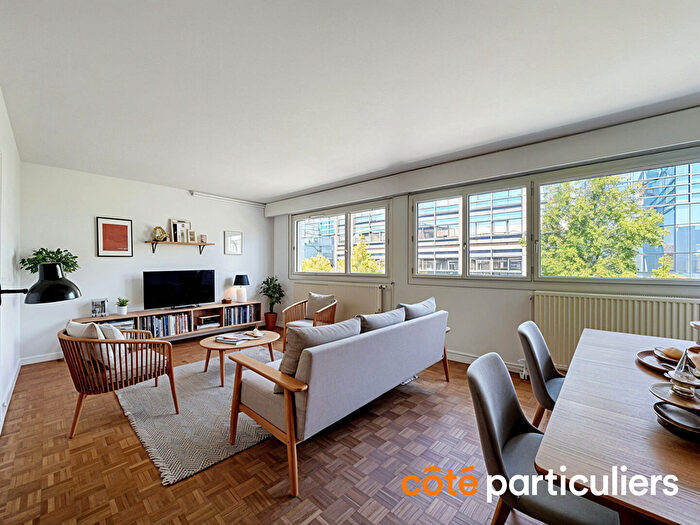 Appartement à vendre - Issy-les-Moulineaux, Centre-ville, Corentin Celton, Les Varennes - 3 pièces - 2 chambres