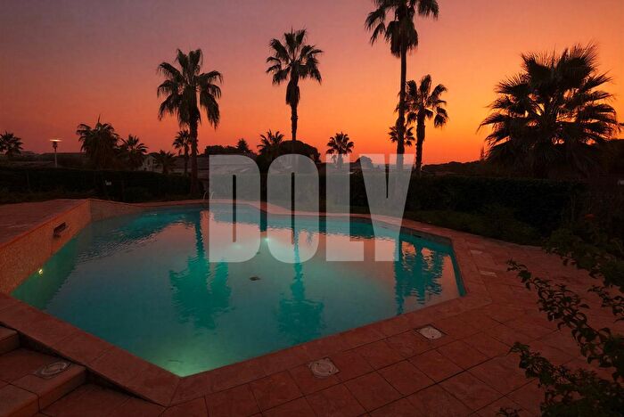 Maison à vendre - Villeneuve-Loubet, Les Hauts de Vaugrenier, Les Maurettes, Vaugrenier - 2 pièces - 2 chambres