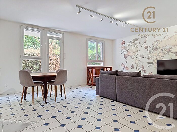 Champs-sur-Marne, Le Luzard, Picasso : Appartement 3 pièces à louer