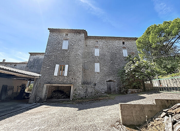 Maison 5 pièces à Boisset-et-Gaujac, à vendre